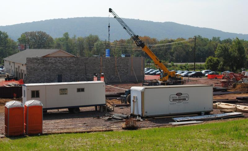 Crane Services - T-Ross Brothers Construction Inc.